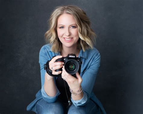 About Christina Samuelson Portraits About Christina Samuelson Portraits