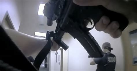 Објавена Body Cam полициска снимка од пукањето во училиштето во Нешвил Кајгана