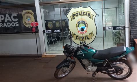 Homem é Flagrado Se Masturbando Em Parque Público De Dourados