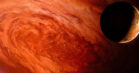 Object Crashes Into Jupiter Explodes