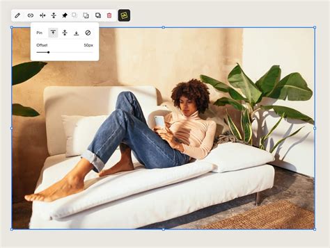 pin blocks scale and highlight text and hide nav in squarespace