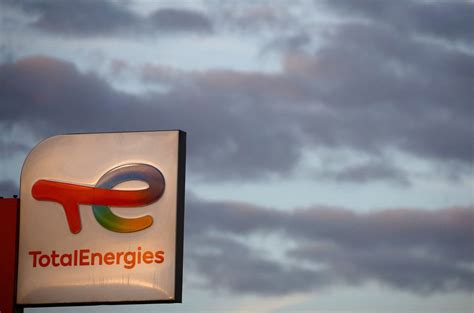 Totalenergies Leads Shell Bp In Renewables Race But Shares Sag Reuters