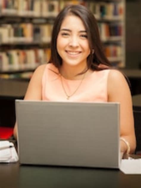 10 cloud computing courses that can help you find a foothold in it