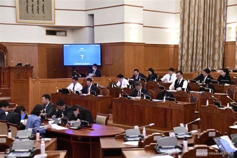 Шүүх шинжилгээний тухай хуулийн шинэчилсэн найруулгын төслийг эцэслэн батлахаар шилжүүллээ