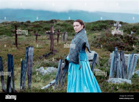 The Wonder Florence Pugh 2022 Ph Aidan Monaghan © Netflix Courtesy Everett Collection