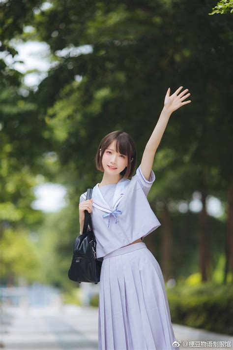 7 个 Jk姿势 点子 校服 女孩 时尚