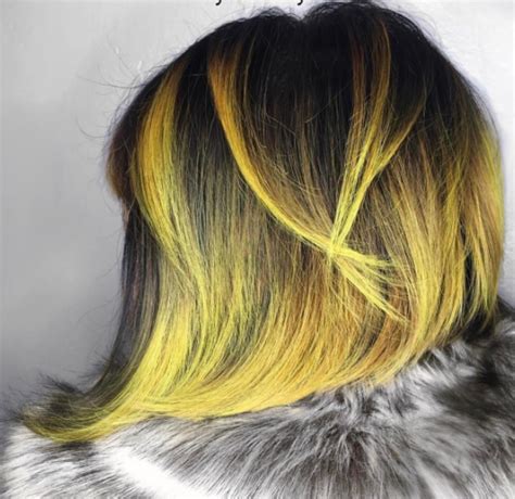 Vibrant Yellow Color Melt