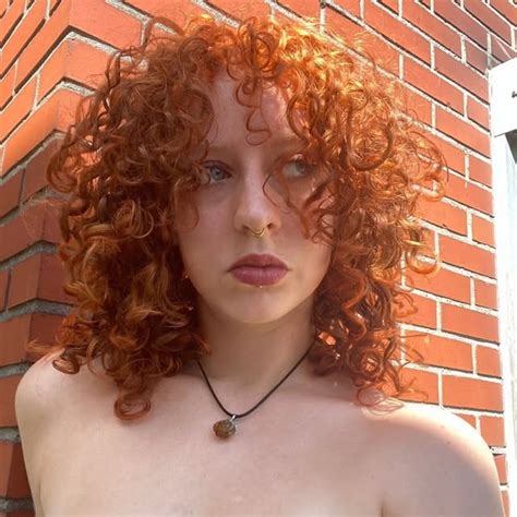 Liilith Threads Say More