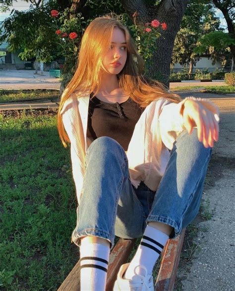 صورة اكتشف عالم الأناقة مع 74 من أفكار صور بنات باد بوي في لوحة