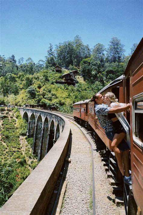 Шри ланка поезд любовь Шри ланка Туристическая фотография Путешествия