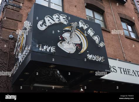 Cafe Wha Historic Live Music Venue In Greenwich Village Downtown