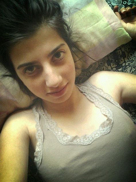 Foto De Smoldering Down