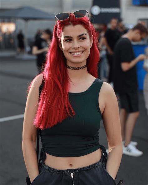 Anna Gazanis Rinfluencernsfw