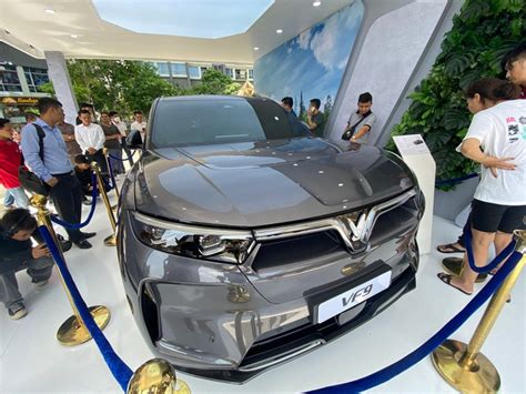 Vinfast Chính Thức Bàn Giao Xe điện Vf 9 Báo Gia Lai điện Tử