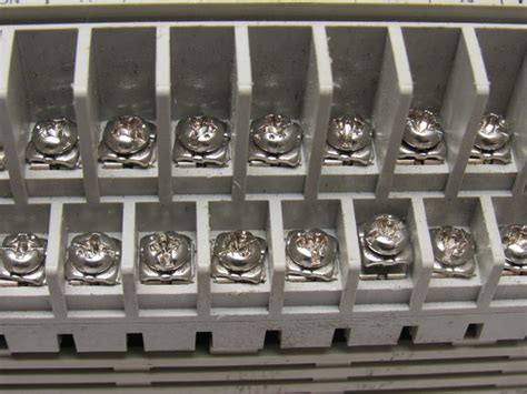 Omron Sysmac CPM2A 20CDR A Programable Controller PLC Bullseye Industrial Sales