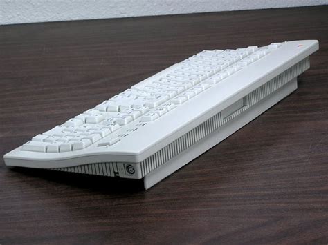 Apple Extended Keyboard II Teardown IFixit