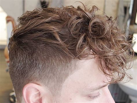 Faux Hawk Haircut Numbers 10 Faux Hawk Haircuts And Hairstyles For Men