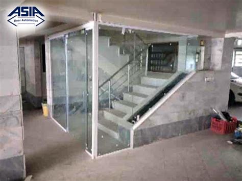 طراحی و اجرای درب دود بند راه پله تا 30 تخفیف قیمت خرید