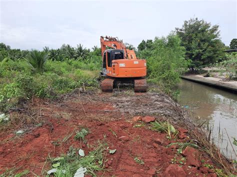 ขายยกแปลง ราคา2 8ล้านบาท เนื้อที่2ไร่87ตารางวา ที่ดินร้อยแปด คอม