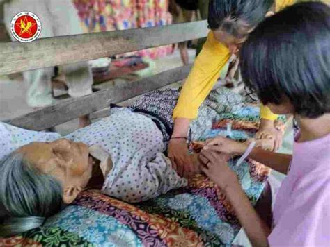 ပေါက်မြို့နယ်ရှိ စစ်ဘေးရှောင်များနှင့် ကျေးရွာနေ ပြည်သူများကို Prf က ကျန်းမာရေး စောင့်ရှောက်မှု