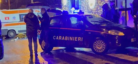 Catania Ragazza Uccisa A Colpi Di Pistola Appena Uscita Dal Panificio Dove Lavorava Si Cerca L