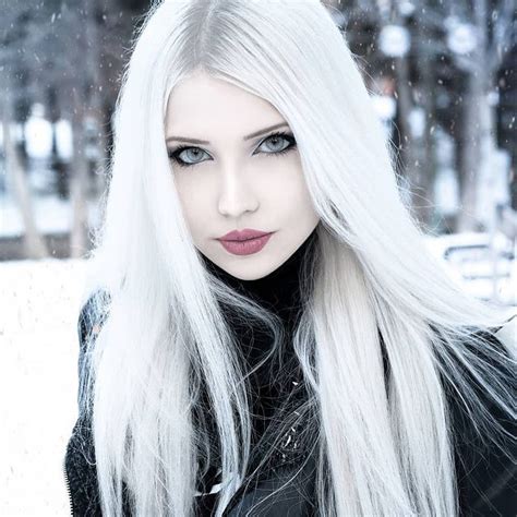 Pin Su V Anastasia Eg