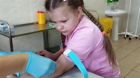 Берут кровь из вены Смотреть онлайн в поиске Яндекса по Видео