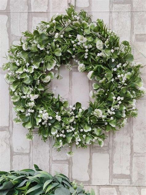 Вінок інтерєрний із мілкоцвітиком д 44 45 см — ціна 780 грн у каталозі Штучні квіти Купити