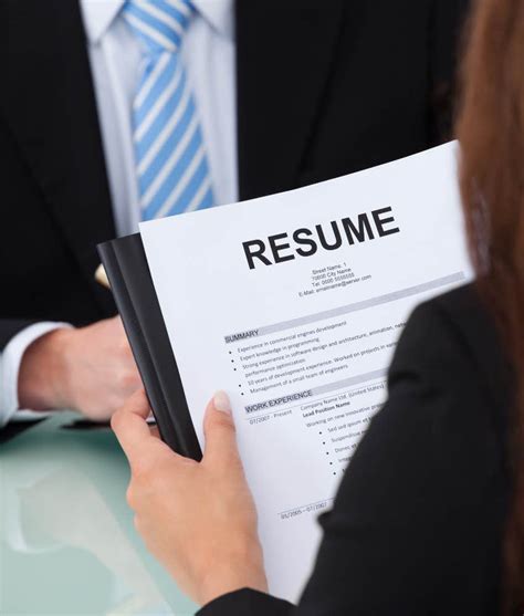 Recruiter Shares The Thing That Makes Or Breaks A Resume YourTango