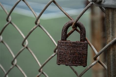 How To Remove Rust From Common Household Items NW Maids