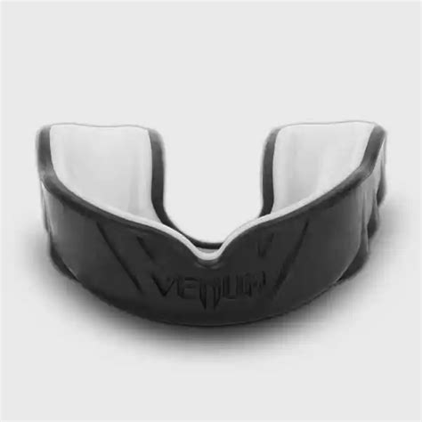 Venum Challenger Mouthguard Blackice