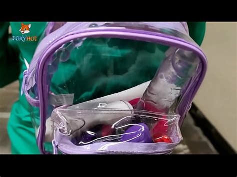 Paseo Por La Ciudad En El Subterraneo Parques Y Supermercado Con Faldita Y Legging