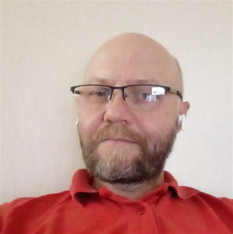 Mark Facebook ЗАКОНЧИЛСЯ 2025 Друзья раз в год я провожу перекличку Да год от года