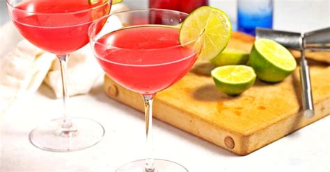 Cosmopolitan Cocktail Recipe A Classic Insanely Good