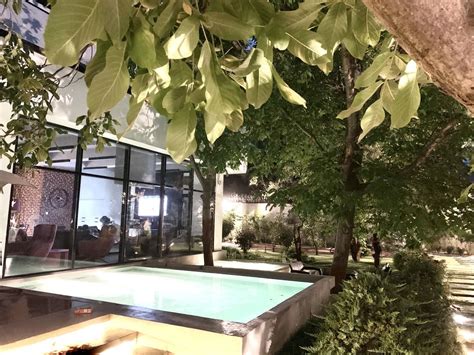 چهارخوابه استخردار آبگرم زکریا رازی ویلا در دماوند جاباما