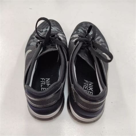 Nike Womens Size 7 Sneakers Black