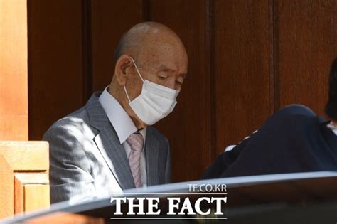 전두환 향년 90세 별세…정치권 평가 온도차 정치 기사 더팩트