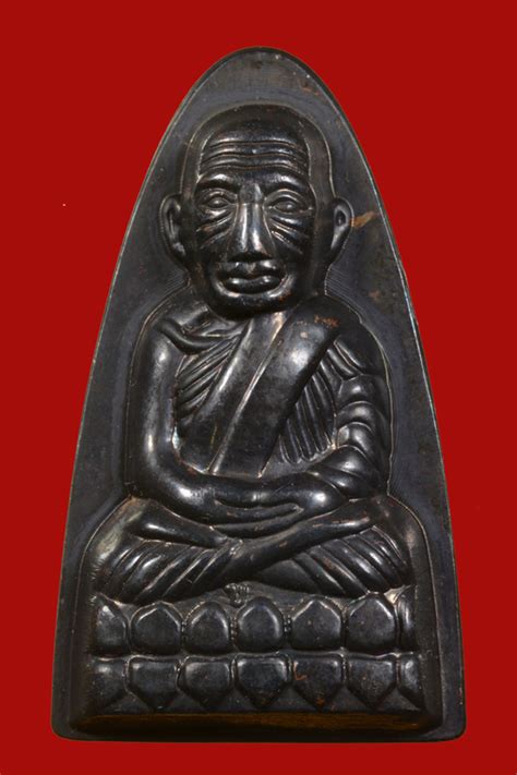 หลวงพ่อทวดหลังหนังสือ พิมพ์ใหญ่ เนื้อทองแดงรมดำ รุ่นเสาร์5 มหาสิทธิโชค พ ศ 2553 กล่องพระ