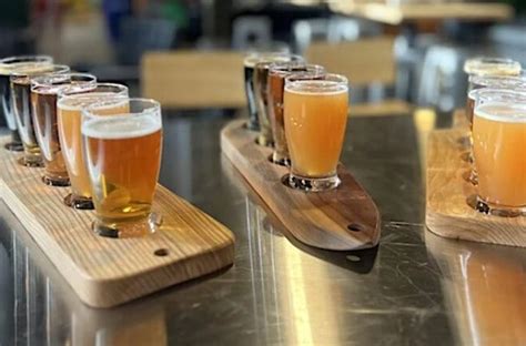 Create Your Own Beer Flight At Machyne Machyne At 16 Tech