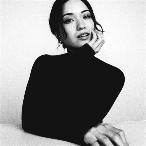 دانلود بهترین فیلم های Reina Hardesty بیوگرافی نماگیت