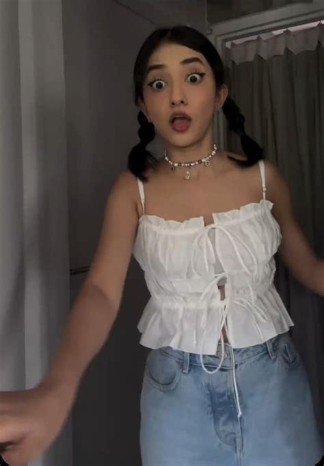 Her Expressions After She Saw Your Dick 🥵 Rmermaidscaleskrutika