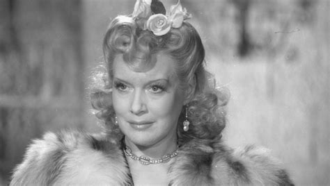 ТЕСТ Угадайте фильмы с Любовью Орловой по одному кадру