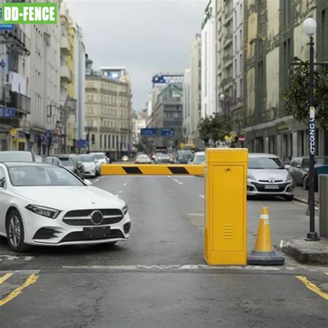 Access Control Barrier Gate High Speed Automatic Boom Barrier Parking Barrier Gate Smart Parking