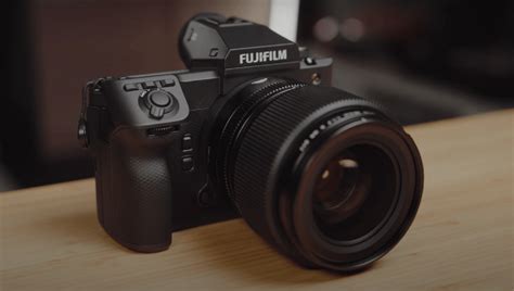 A Review of the Fujifilm GFX100 II Mirrorless Medium Format Camera ...