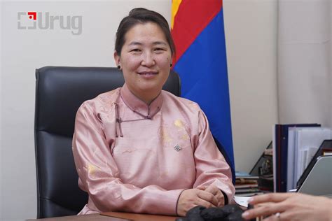 Х Баасанжаргал Үе үеийн засагт эмэгтэй сайд ихдээ л гурав байж