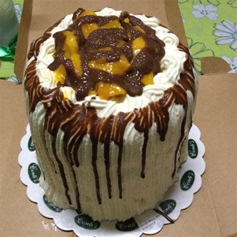 Mango Bravo Mini From Contis Pastry Shop Yummeehh Pastry Shop Pastry Desserts