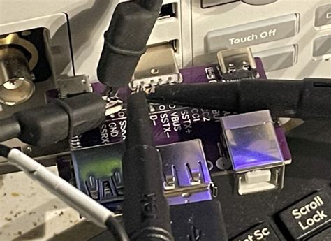 Product Tryout Tektronix 4 Series B Oscilloscope Ee World Tests The Tektronix 4 Series B