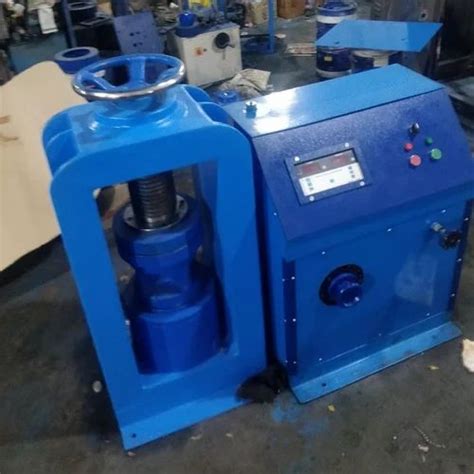 Digital Cube Testing Machine 1000kn Packaging Type Wooden At 58000 Piece In New Delhi