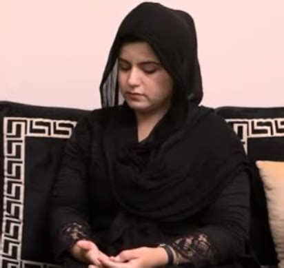 WATCH Shattered Victim Of Minar E Pakistan Incident Tells What The Men Did To Her
