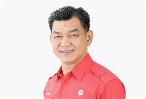 Abdul Razak Tawar Diri Bertanding Mkt Umno Astro Awani